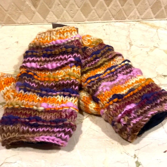 Hand Crafted | Accessories | Nwt Handcrafted Knit Mitten Set Mukticolor ...